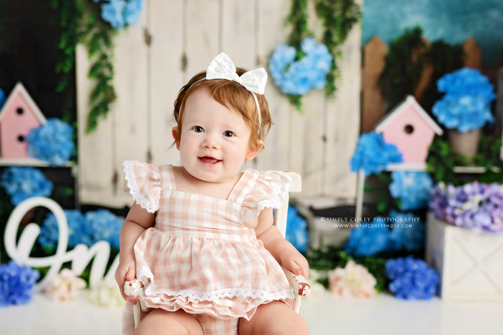 Periwinkle Petals – Fancy Fabric & Props