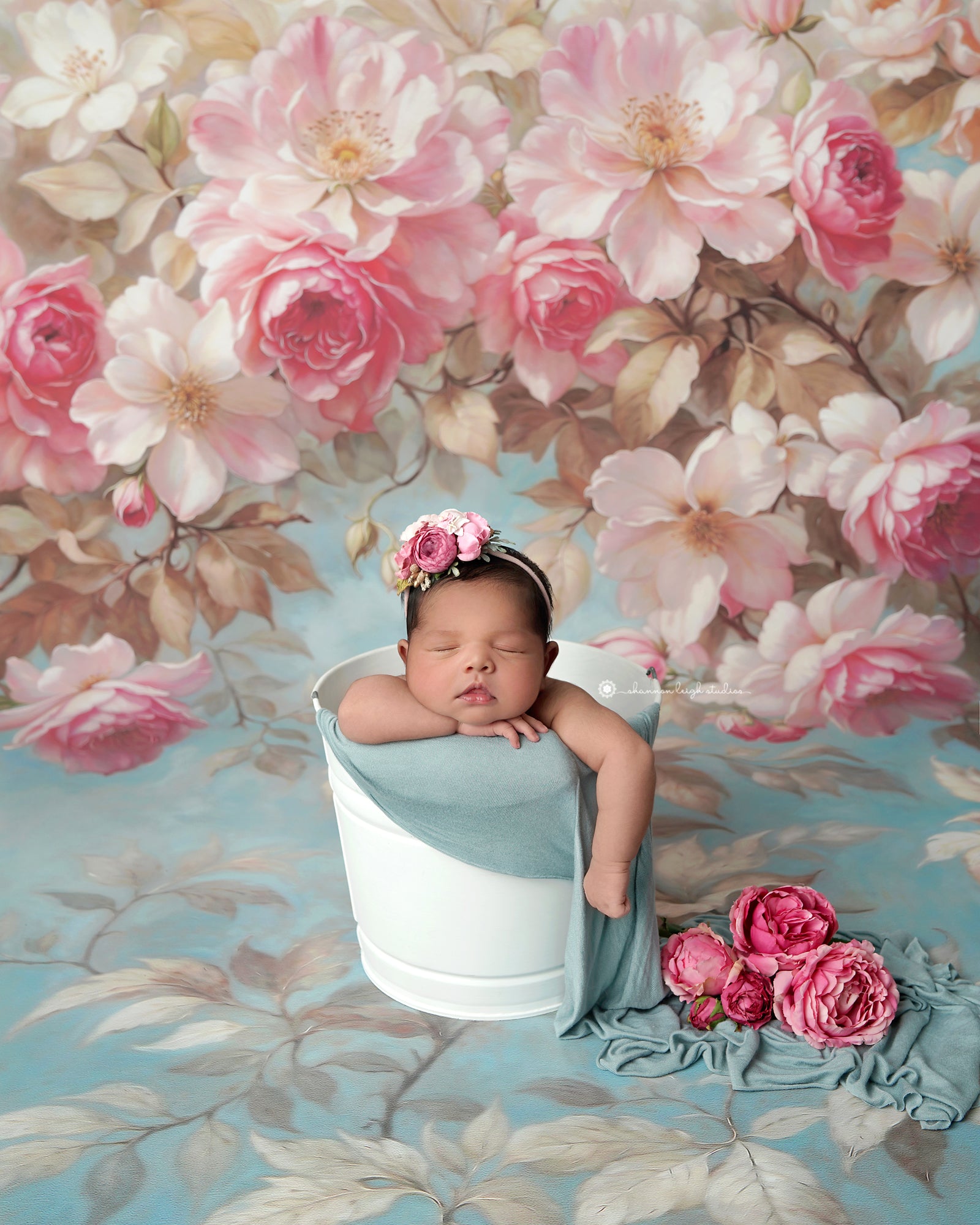 Heirloom Floral Tapestry – Fancy Fabric & Props