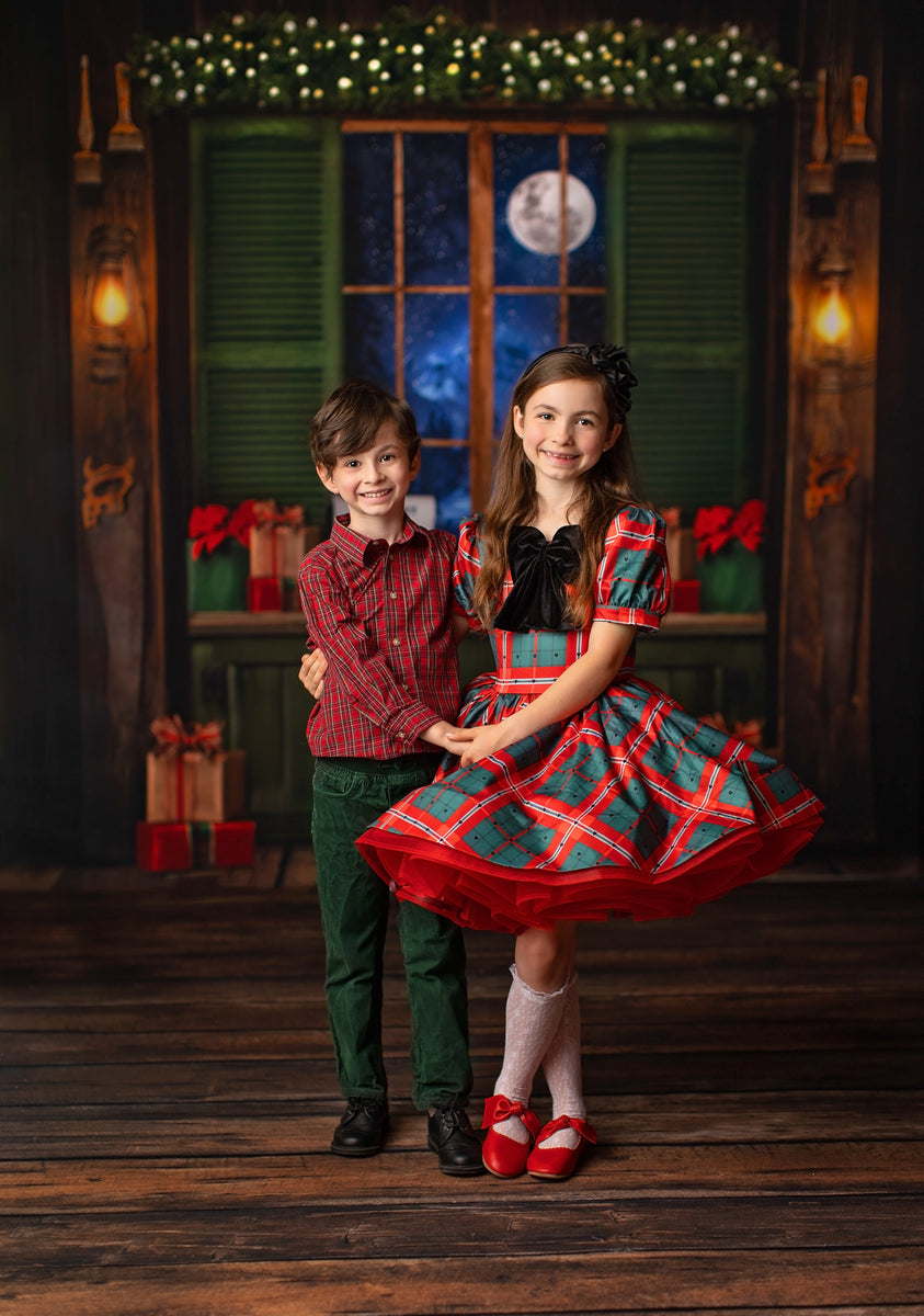 RTS The Elf Reporting Room - 8x8' Wrinkle-Free - Perfect - 50% Off ...