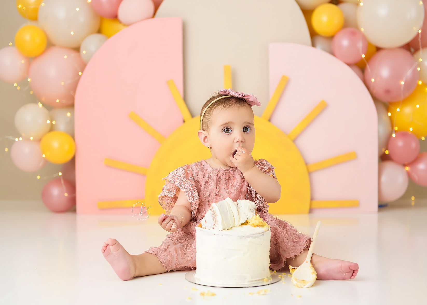 Boho Sunshine – Fancy Fabric & Props