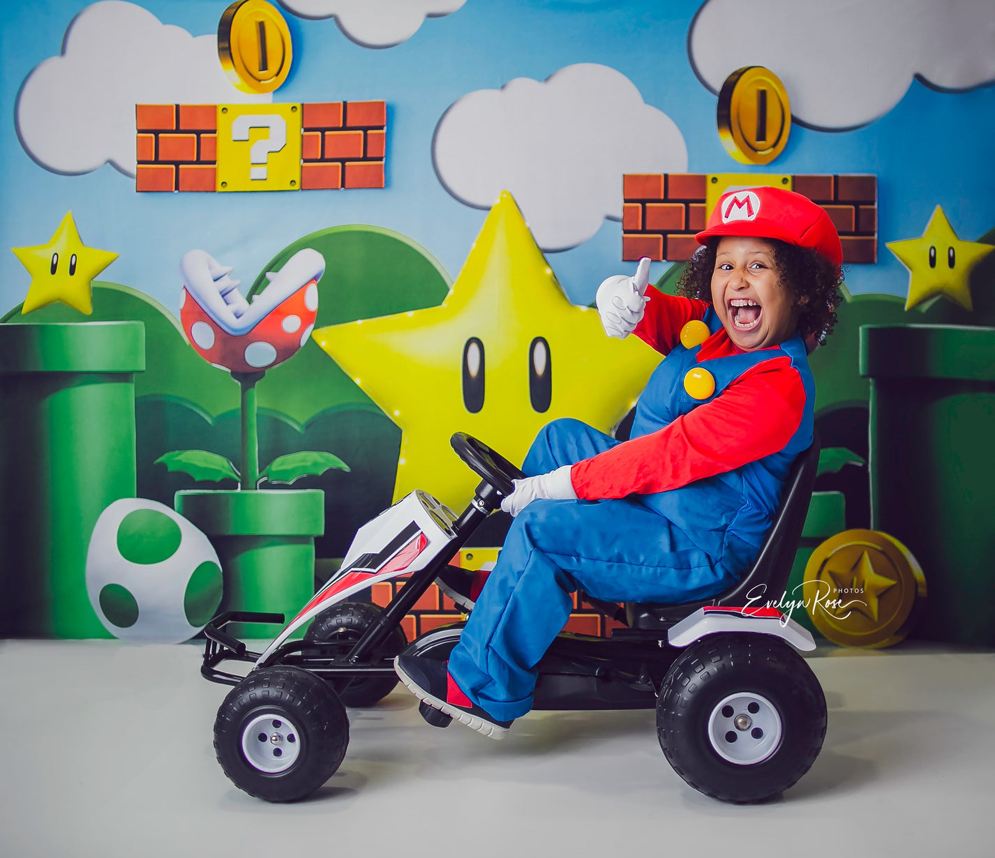 Super Star Powerup – Fancy Fabric & Props