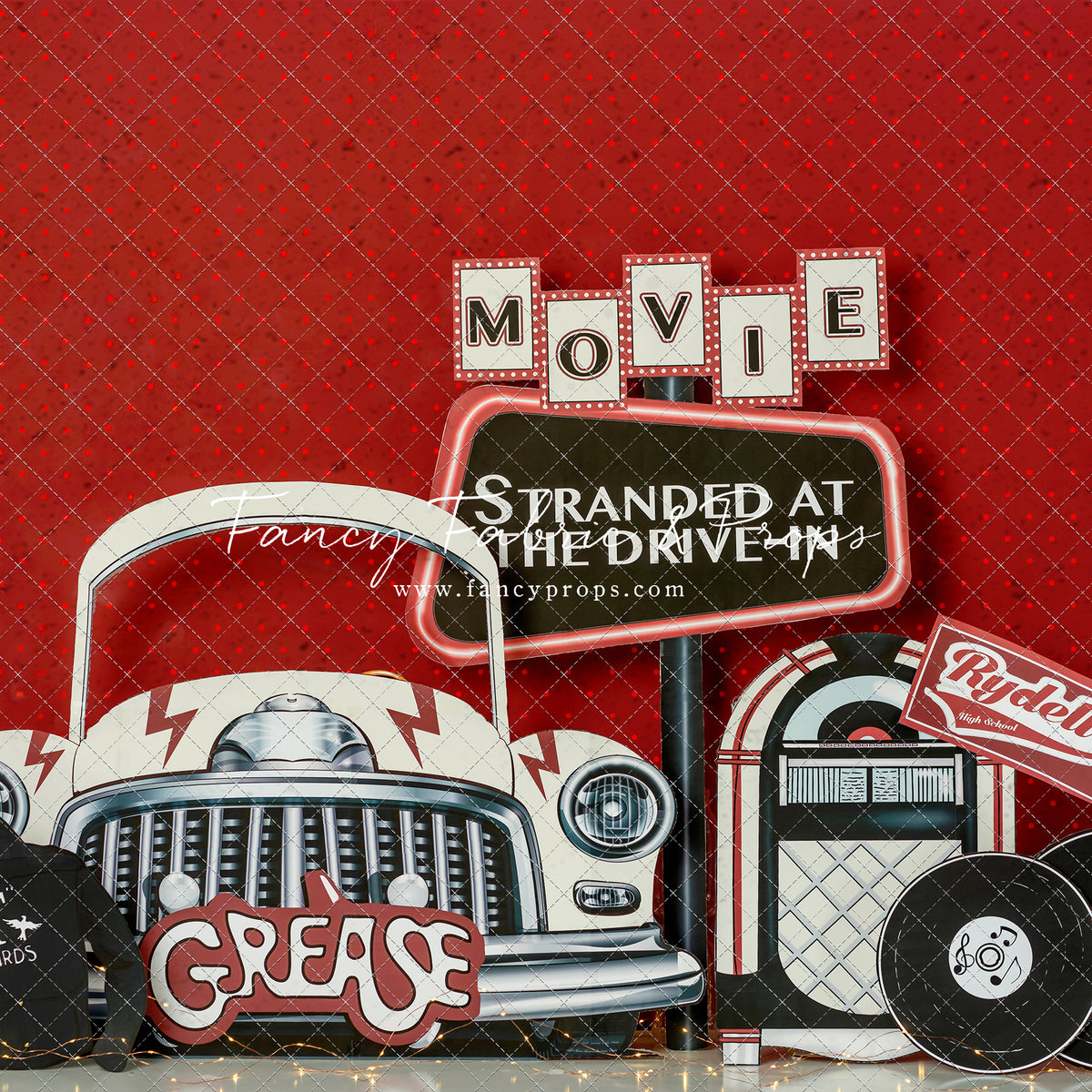 Drive-In – Fancy Fabric & Props