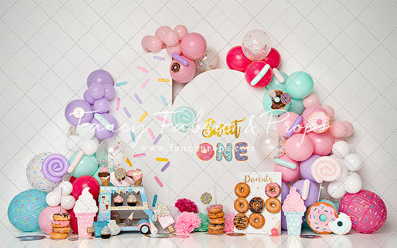 The Sweetest One – Fancy Fabric & Props