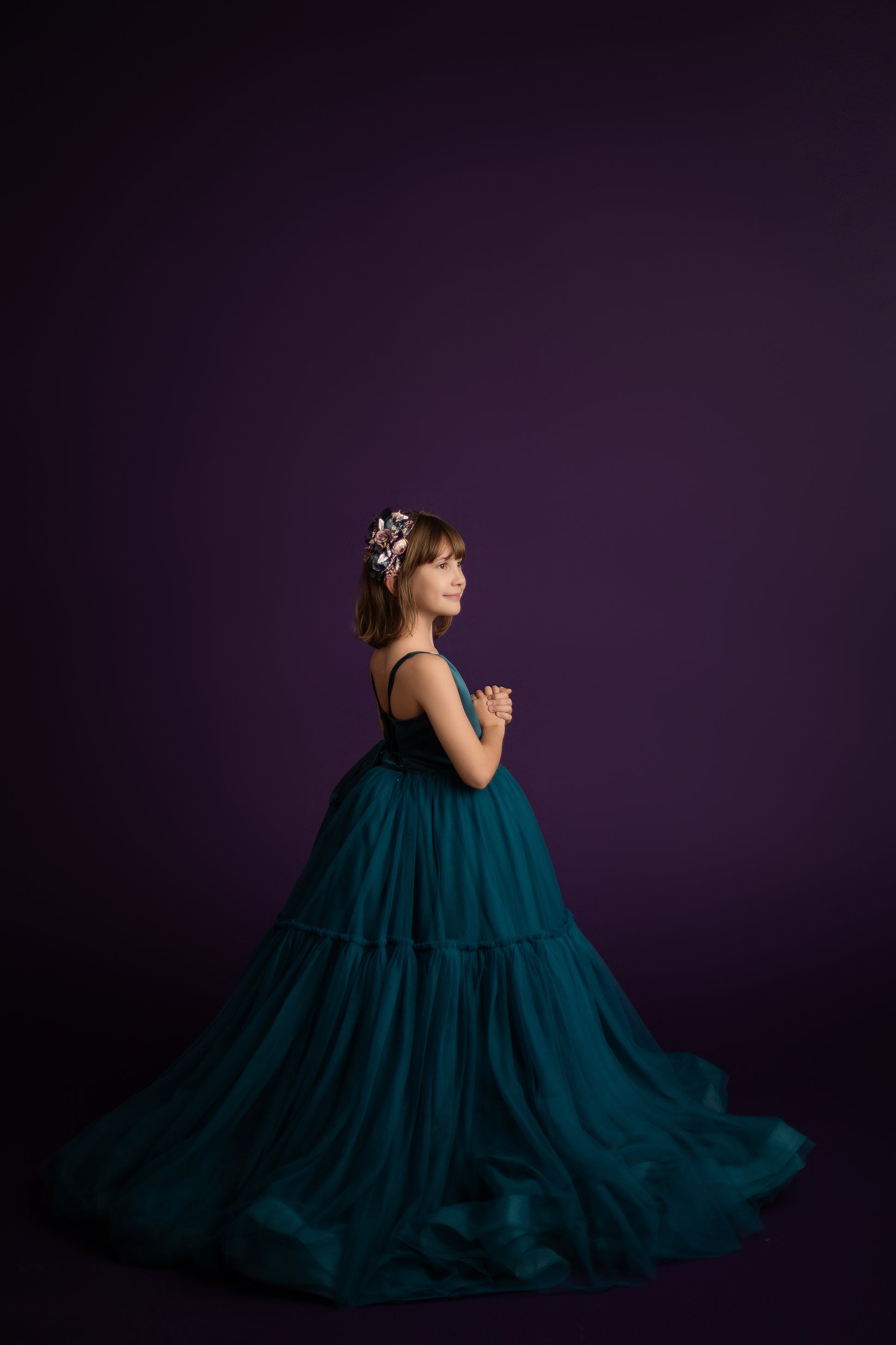 Plum Perfect – Fancy Fabric & Props