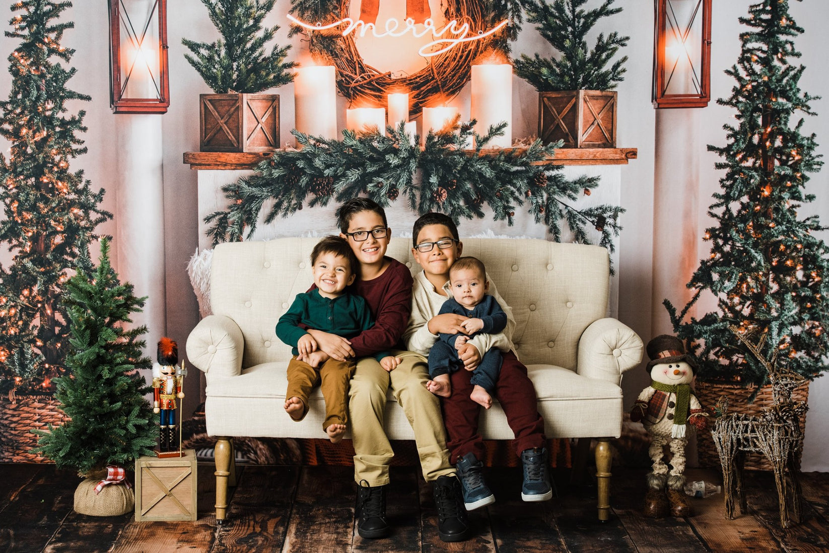 Comfort & Joy – Fancy Fabric & Props
