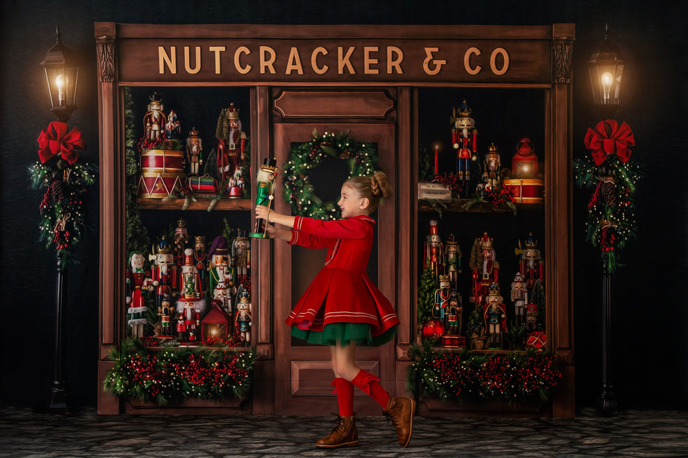 Nutcracker & Co – Fancy Fabric & Props