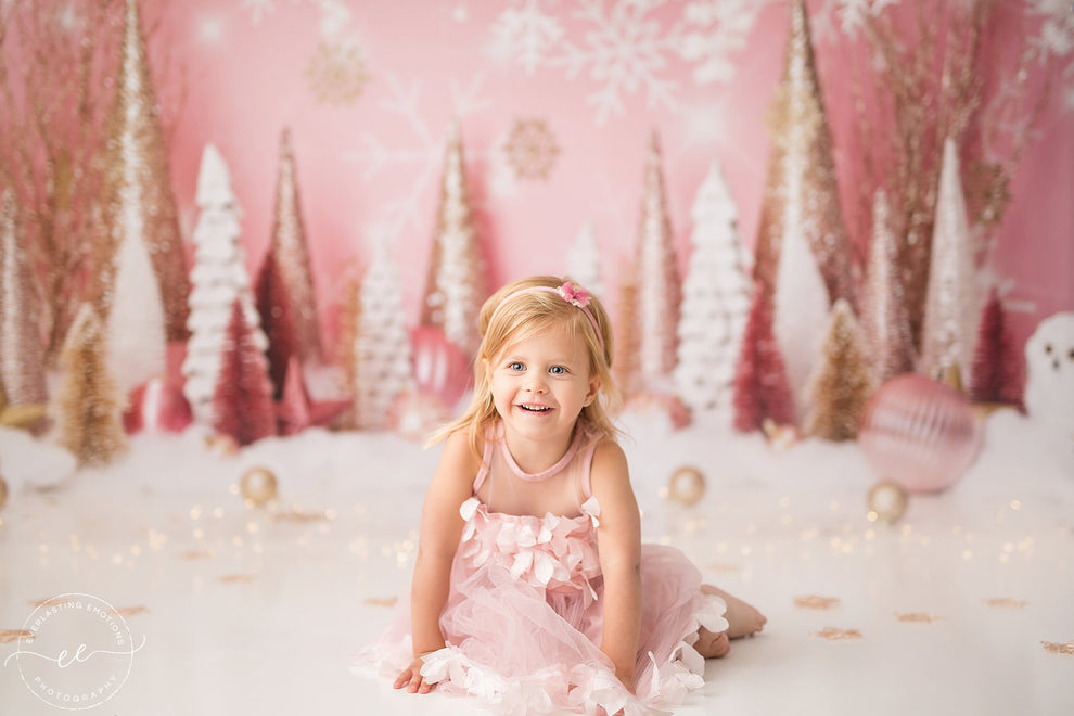 Cozy Rosy – Fancy Fabric & Props