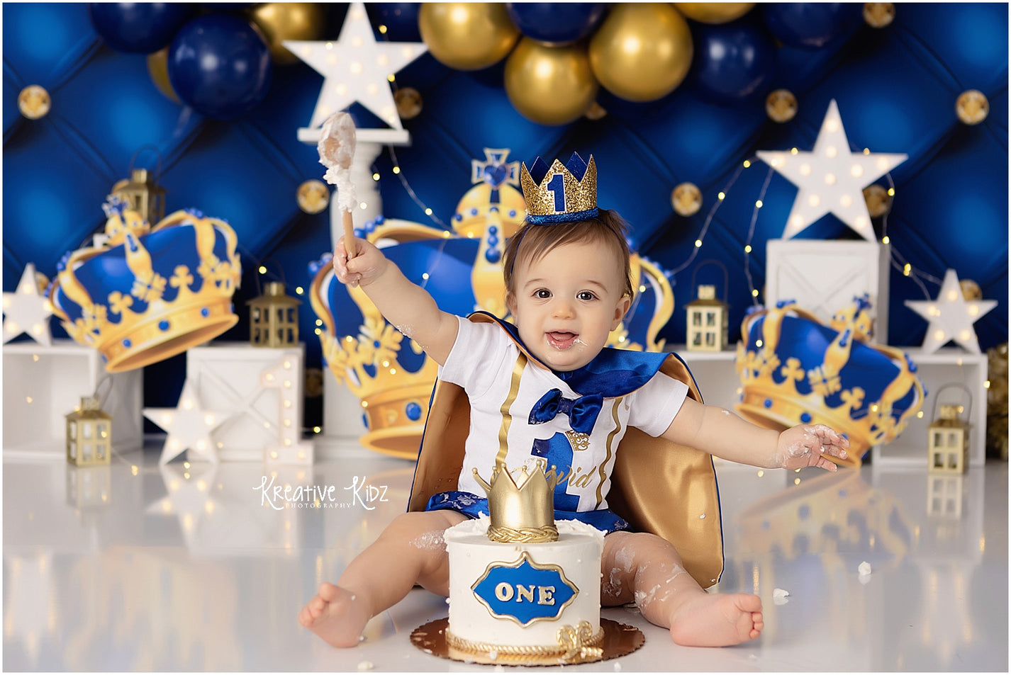 Royal King – Fancy Fabric & Props