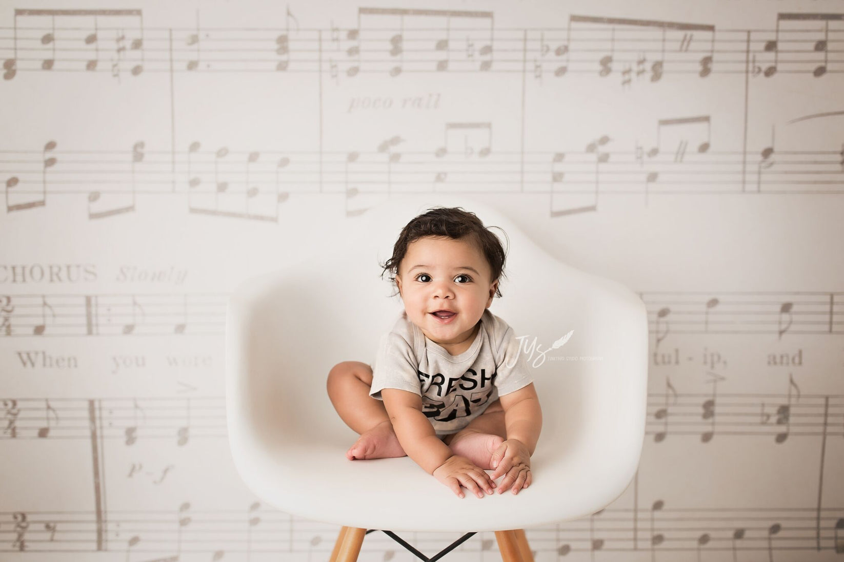 Music Notes – Fancy Fabric & Props
