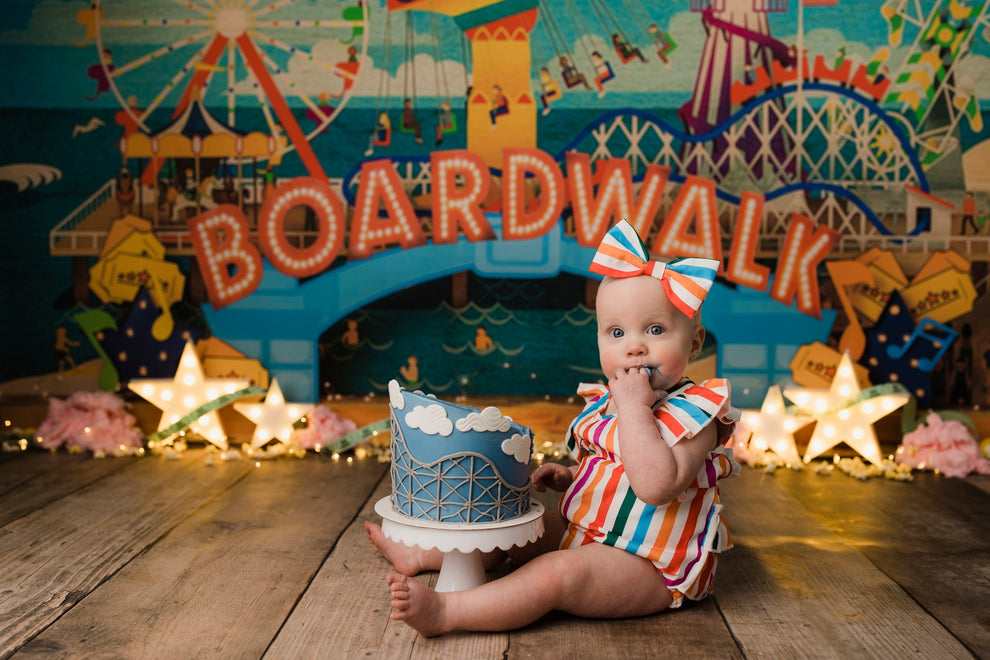 Boardwalk – Fancy Fabric & Props