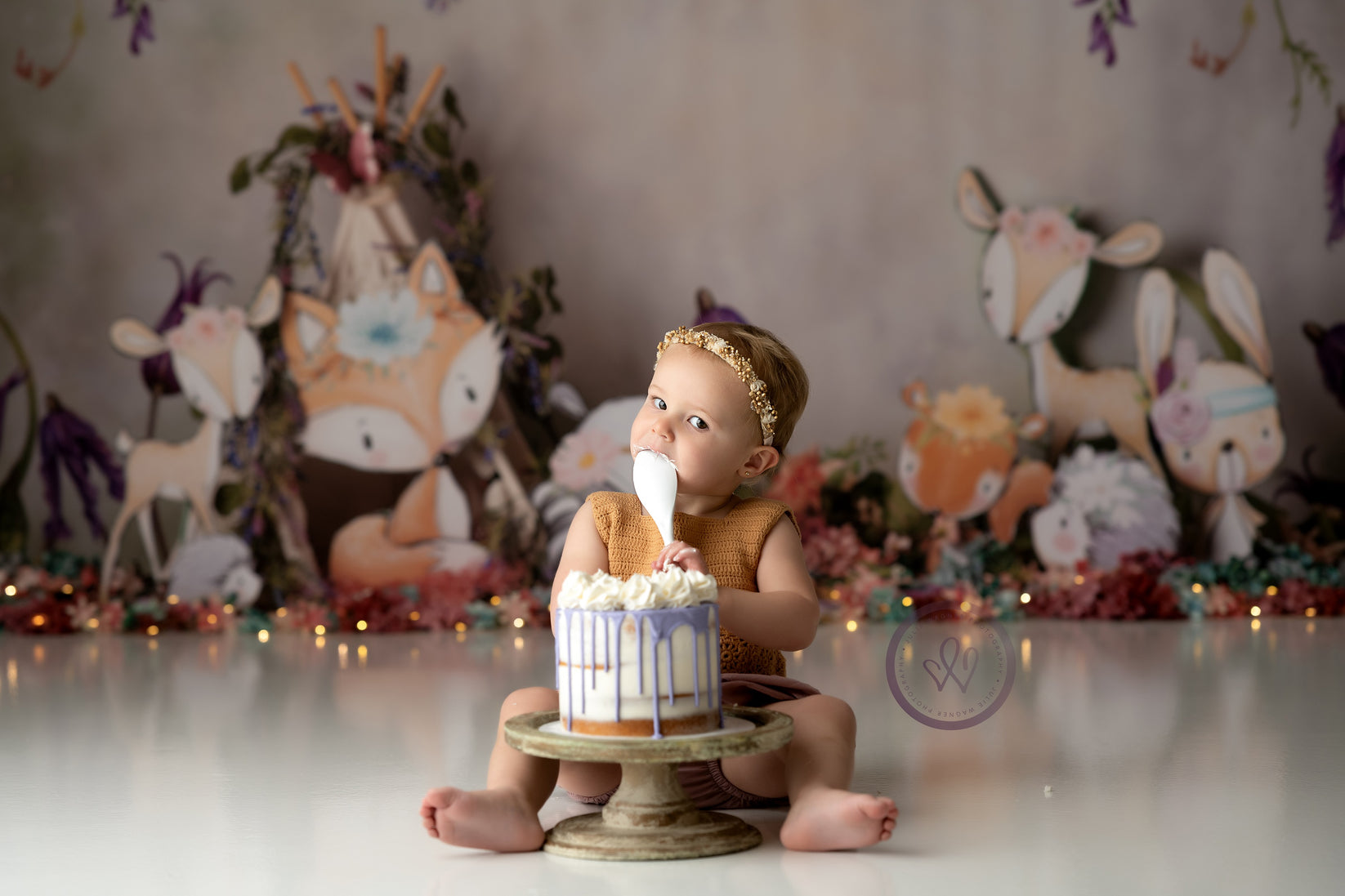 Snuggle Squad – Fancy Fabric & Props