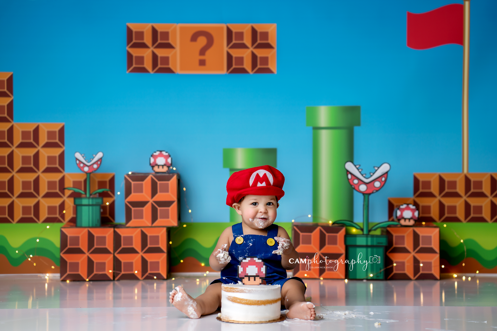 Super Mario – Fancy Fabric & Props