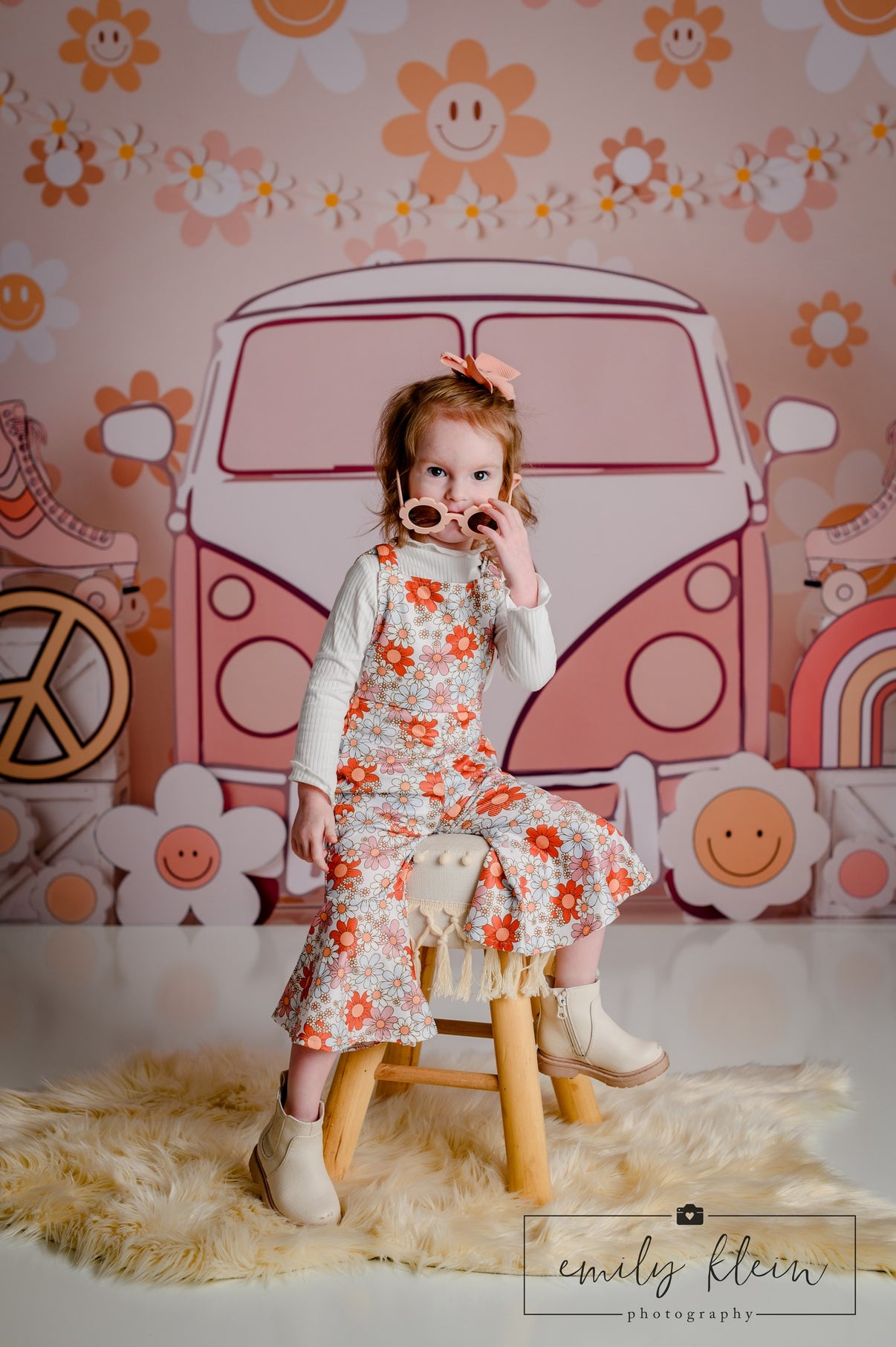 That 70's Baby – Fancy Fabric & Props