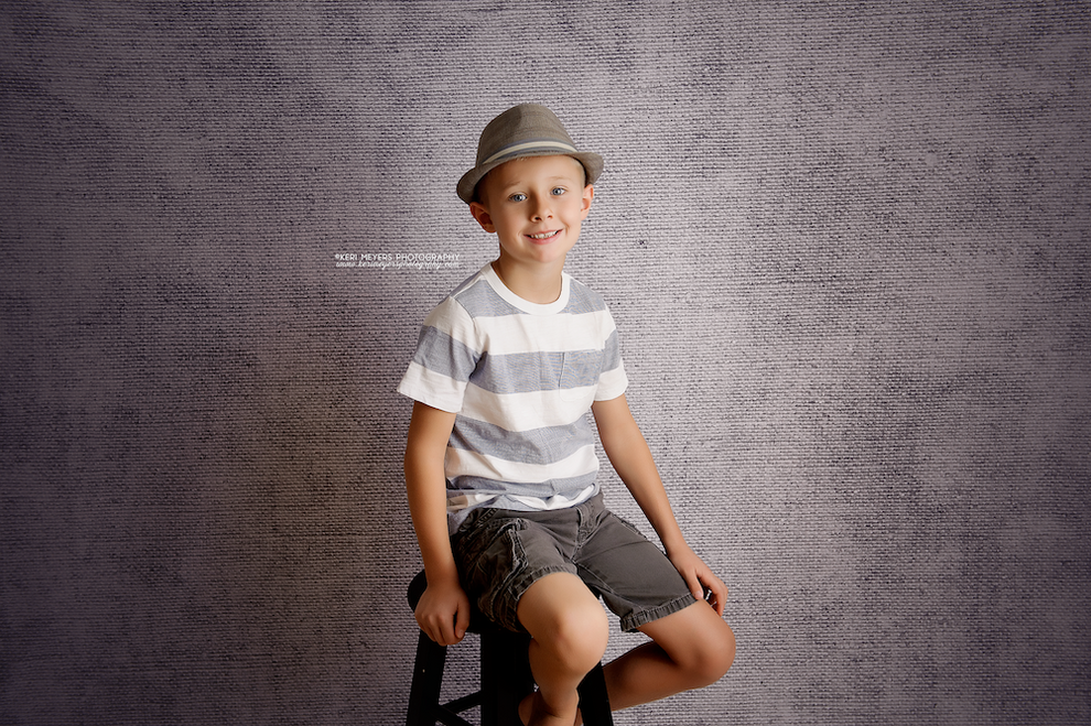 Greyson – Fancy Fabric & Props