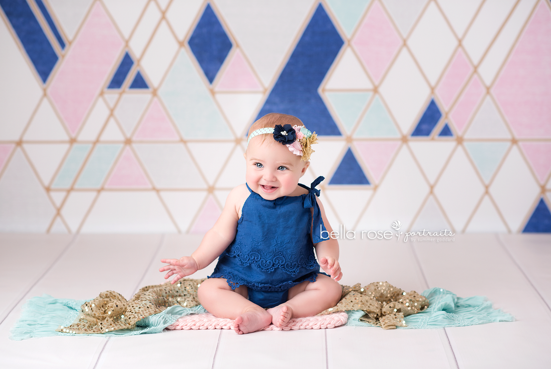 Harper – Fancy Fabric & Props