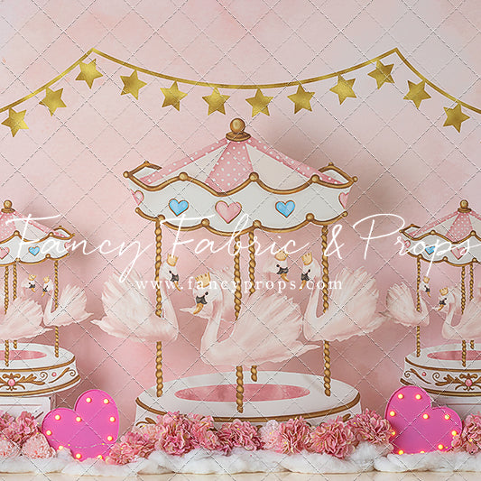 Carousel Swans – Fancy Fabric & Props