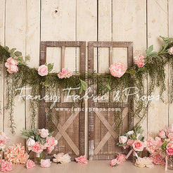 Hailey – Fancy Fabric & Props