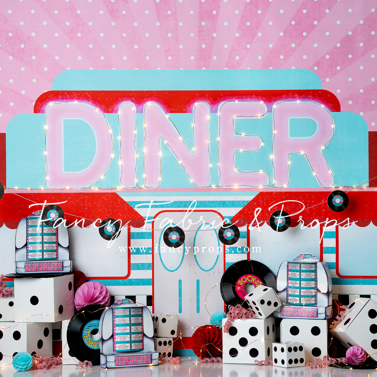 Pop's Diner – Fancy Fabric & Props