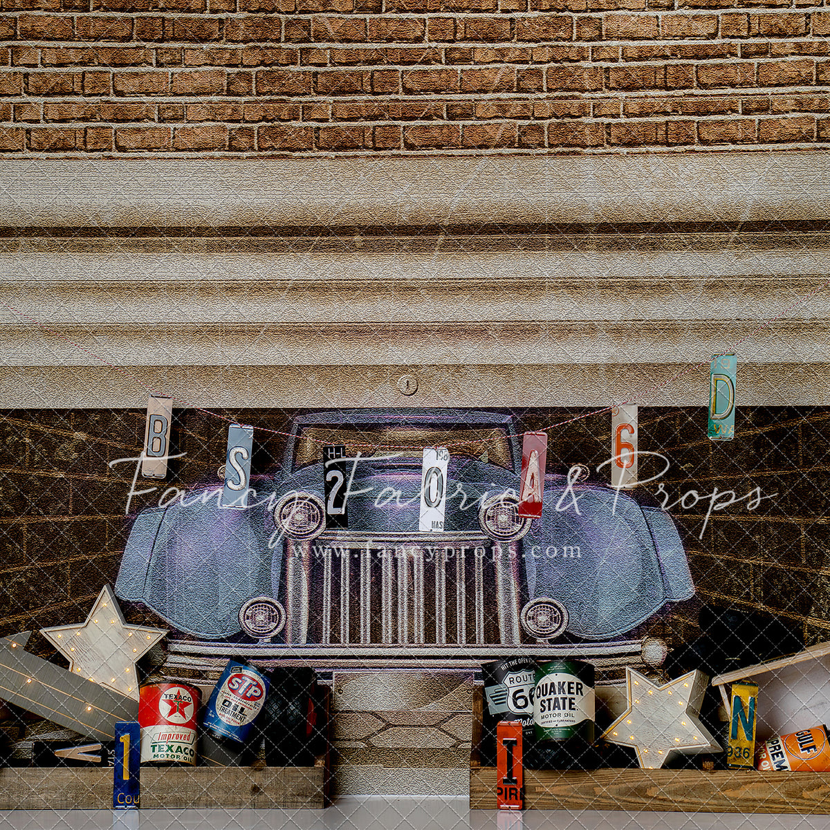 Route 66 – Fancy Fabric & Props