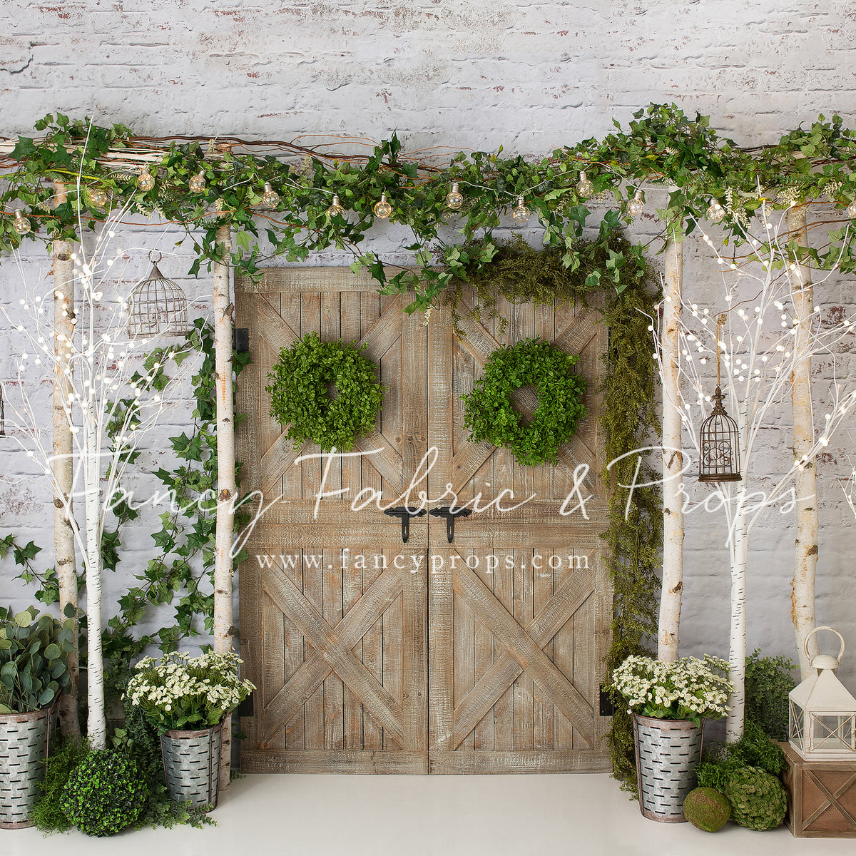 The Secret Garden – Fancy Fabric & Props