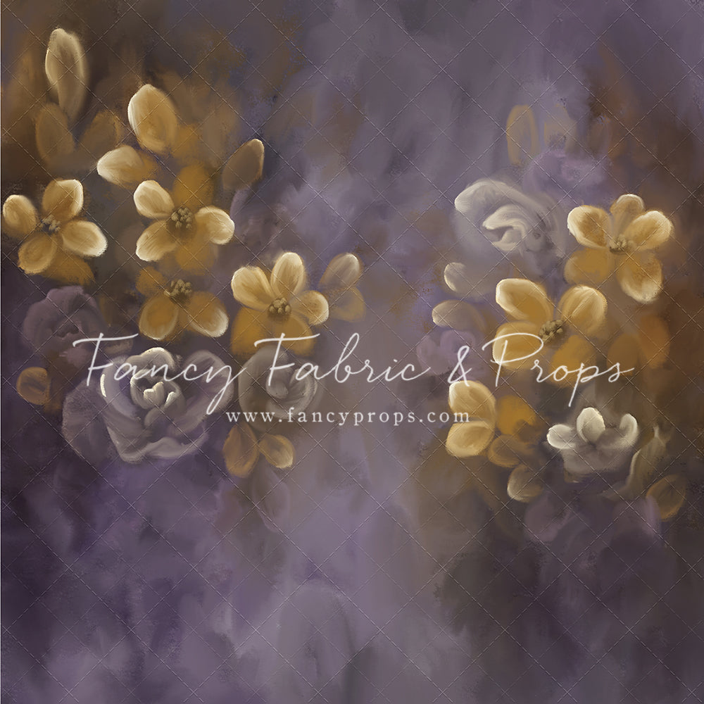 Faye – Fancy Fabric & Props