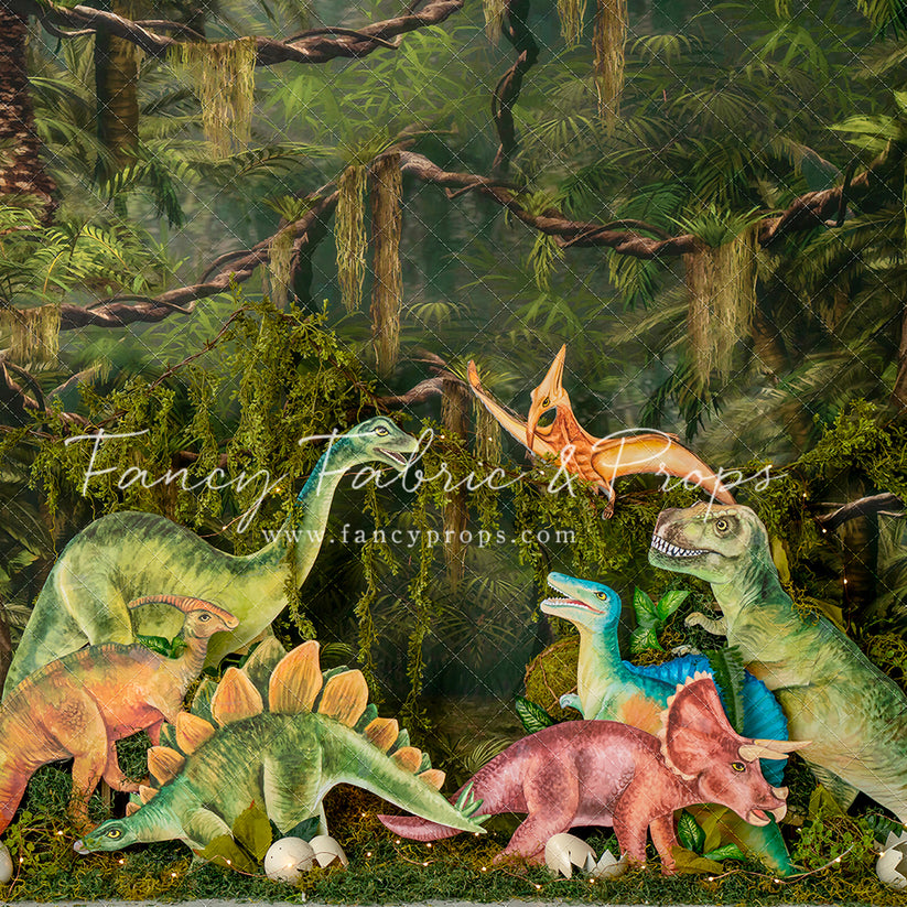 Verge of Extinction – Fancy Fabric & Props